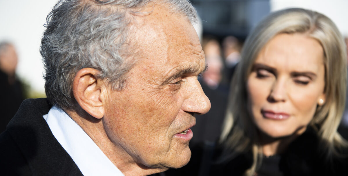 Mange danskere har undret sig: Nu afslører Karsten Ree hemmeligheden bag