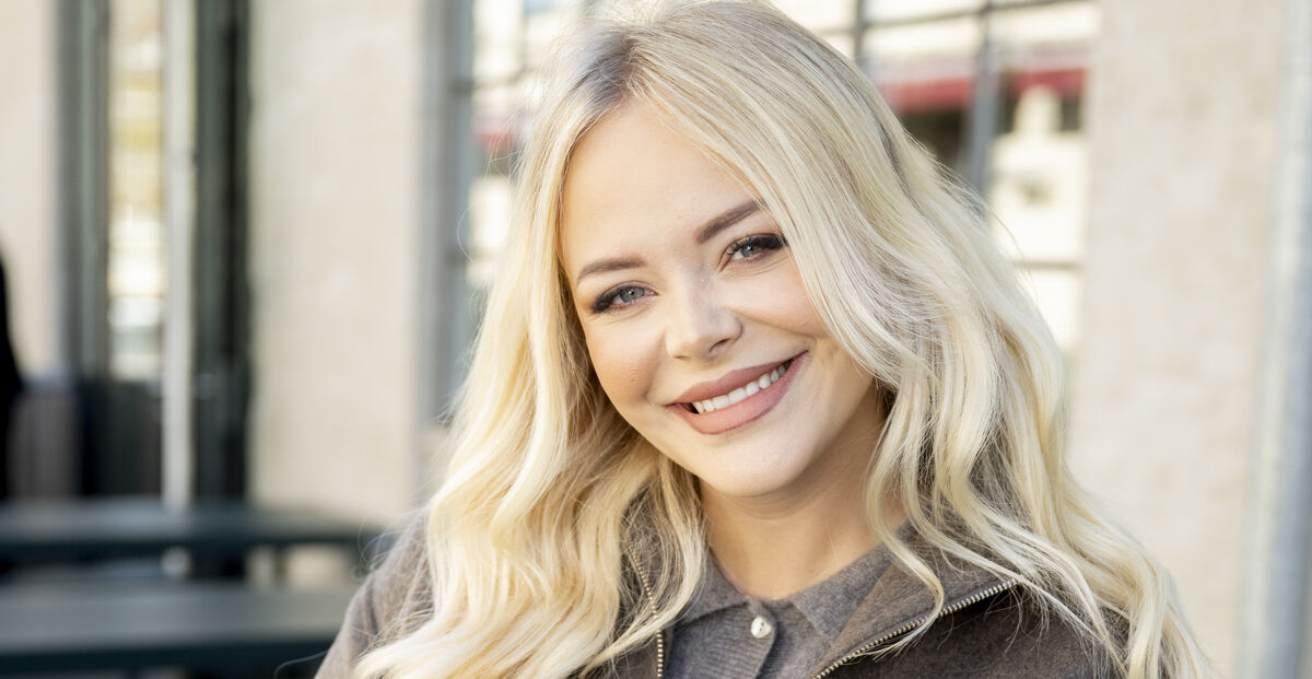 Regnskab skinner som diamanter: Så meget tjener Elvira Pitzners mand ...