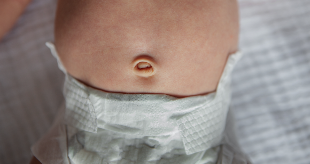 Ekspert melder ud: Forældre bør spørge deres babyer om tilladelse, før ...